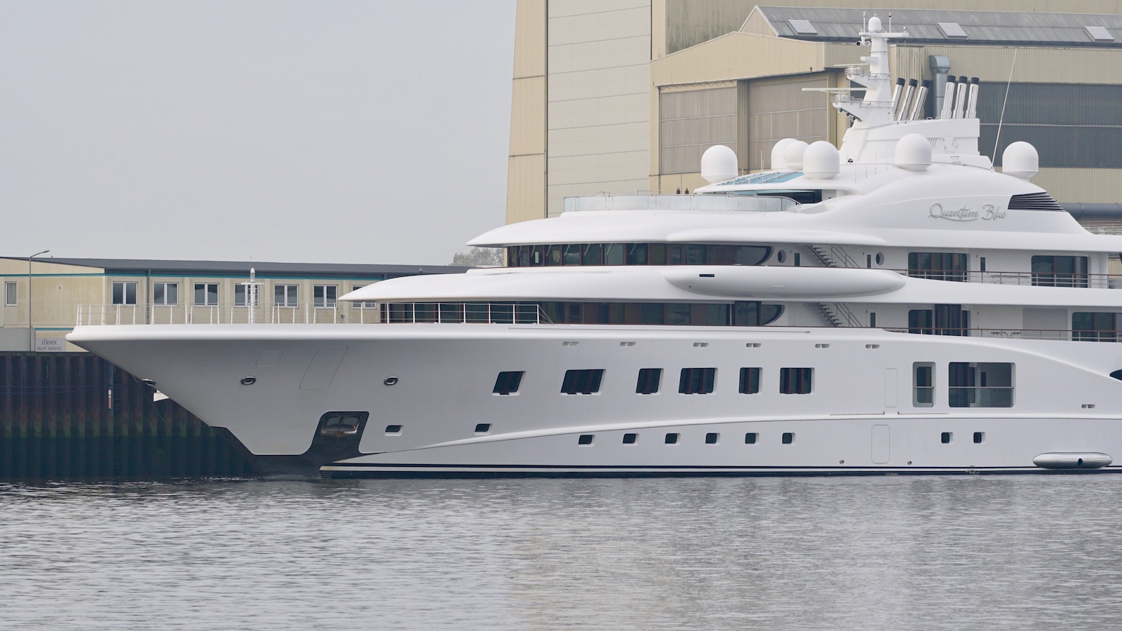 Yacht 104M QUANTUM BLUE, Lurssen | CHARTERWORLD Luxury Superyacht Charters